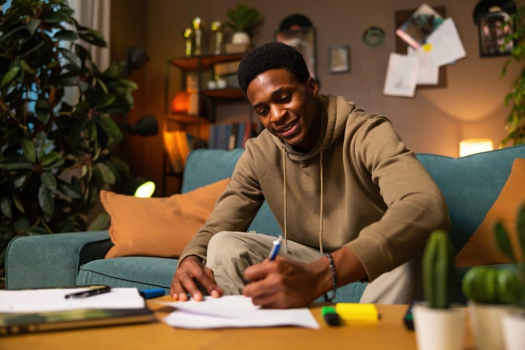 Daily Journaling Prompts for Teen Self-Reflection